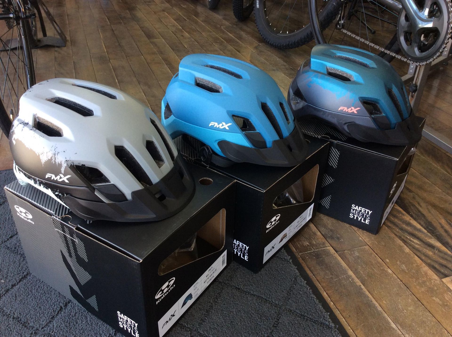 OGK FM-X ニューデザインが入荷しました。: DayDownBicycles -長野市 川中島-