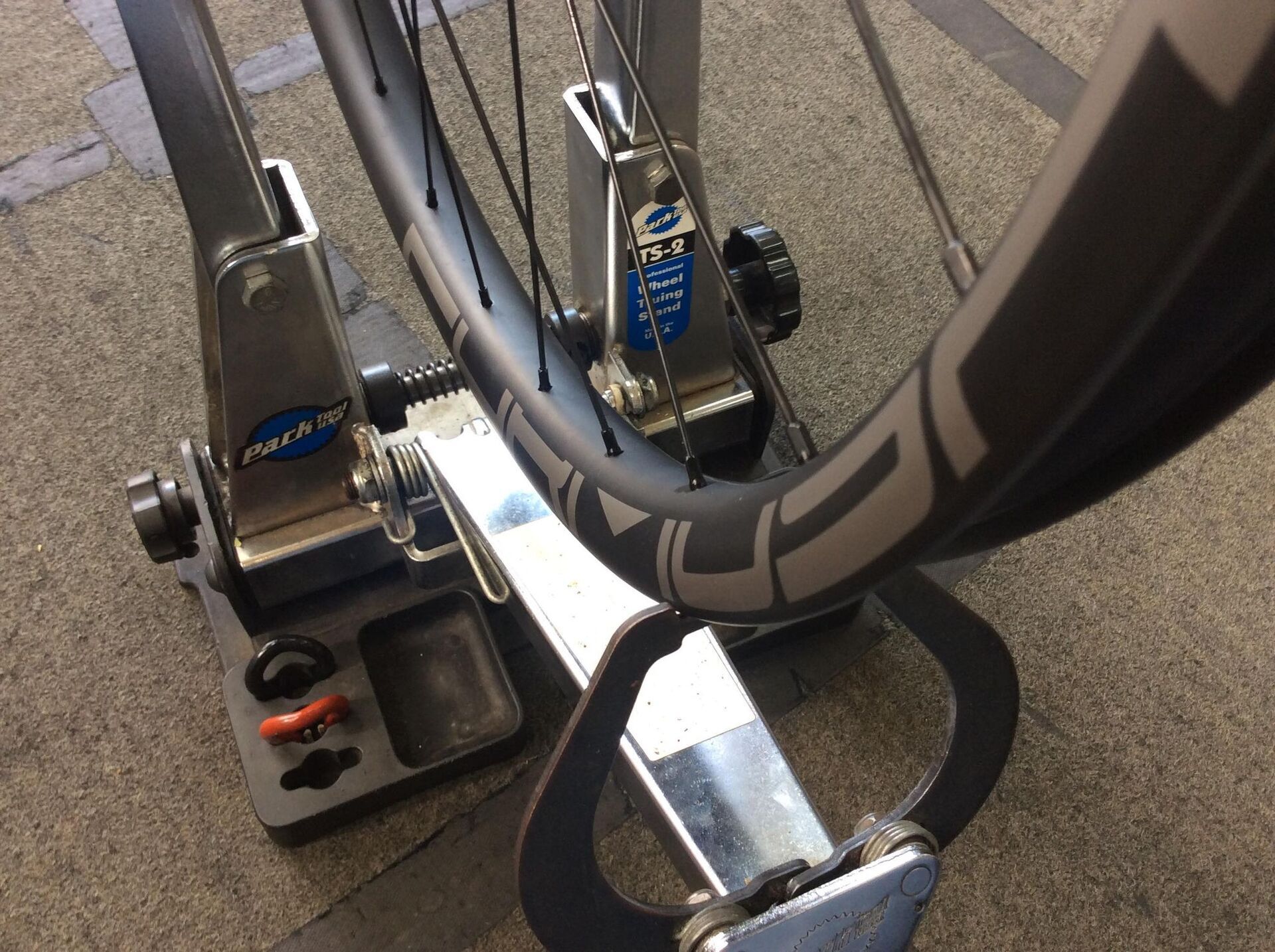 本日のホイール組み。: DayDownBicycles -長野市 川中島-